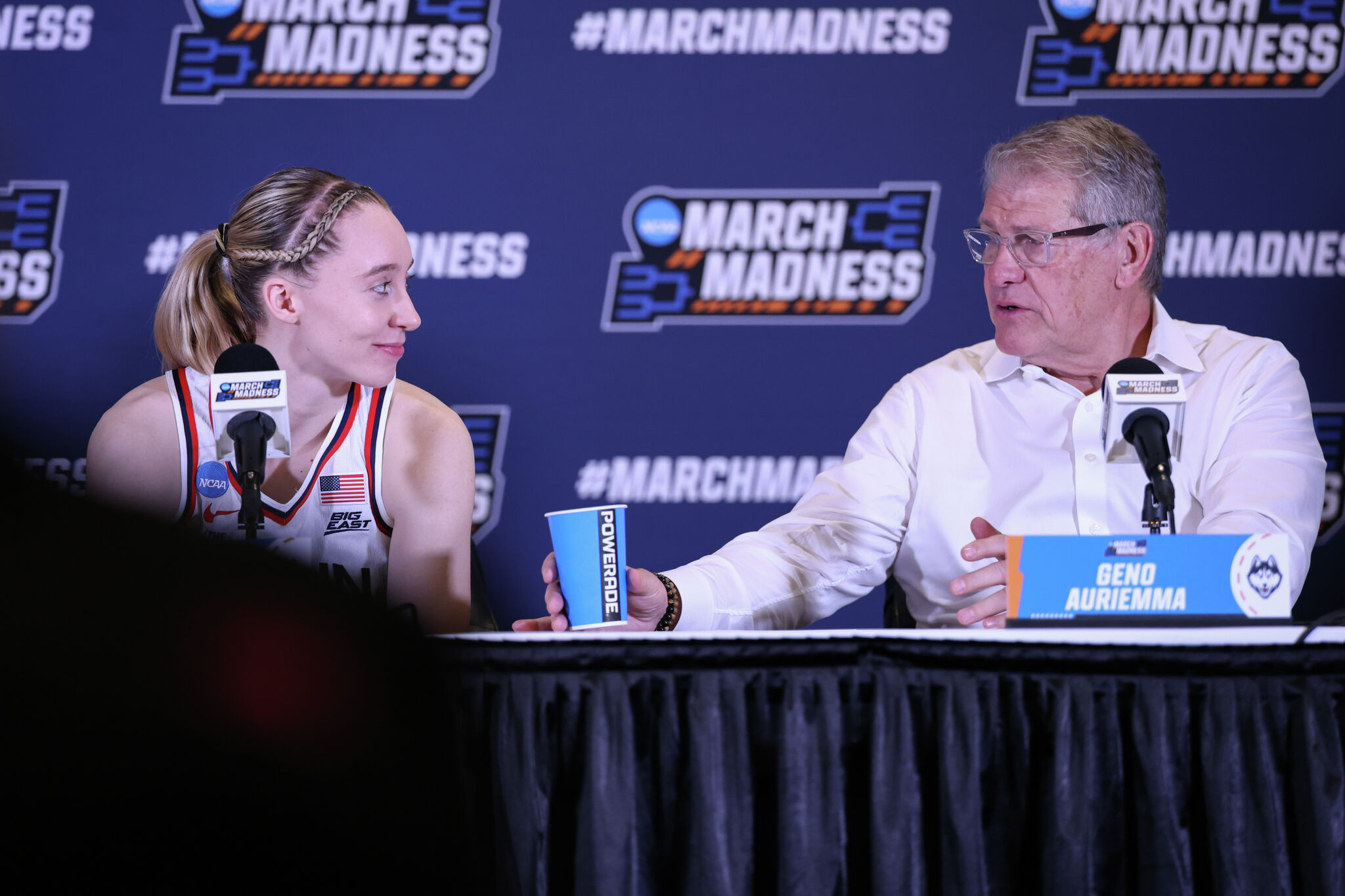 UConn's Paige Bueckers says Geno Auriemma denies crying over her