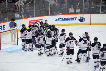UConn ice hockey tops Quinnipiac in NCAA tournament opener