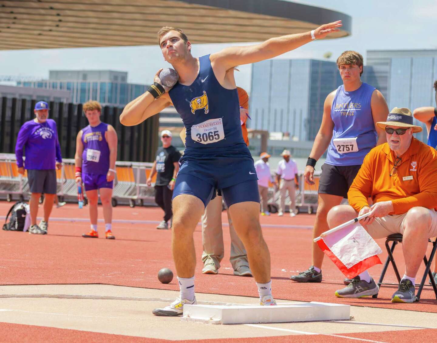 Randolph's Taylor Nunez claims sprint four-peat at Texas Relays