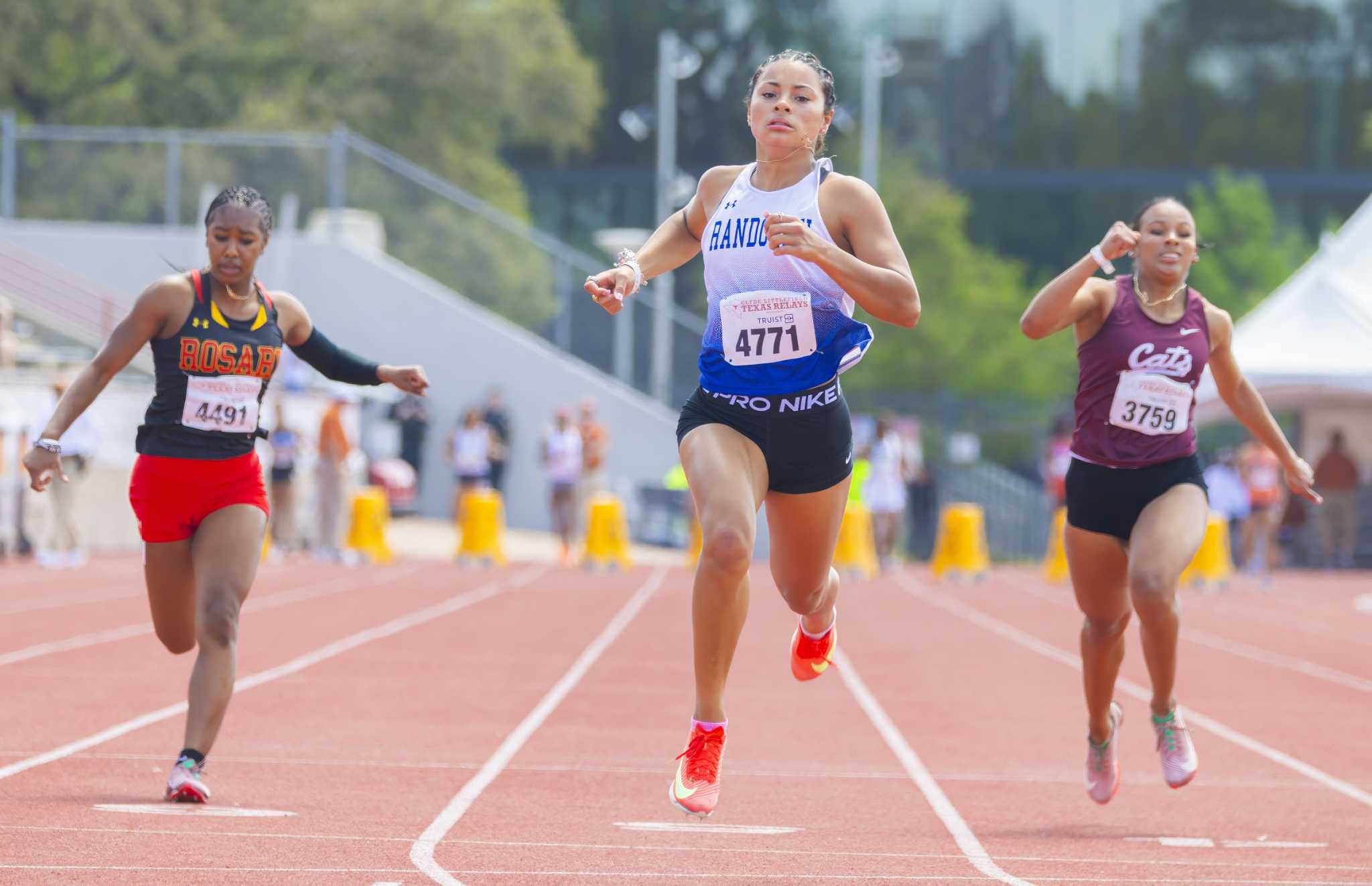 Randolph's Taylor Nunez claims sprint four-peat at Texas Relays