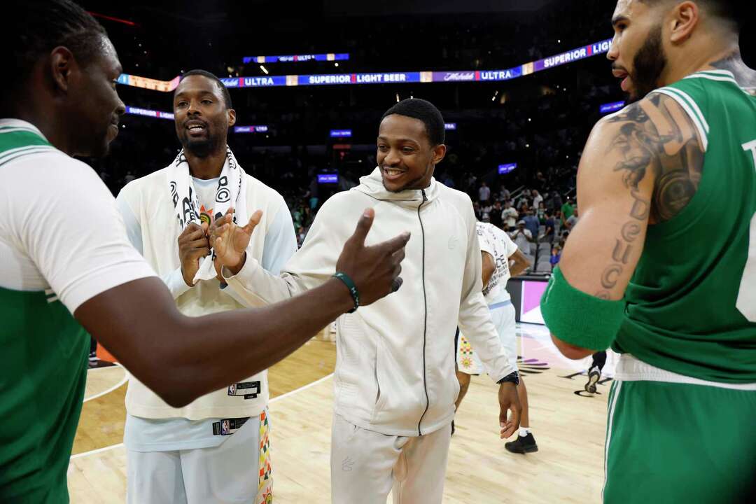 De'Aaron Fox eyes signing extension with Spurs this offseason