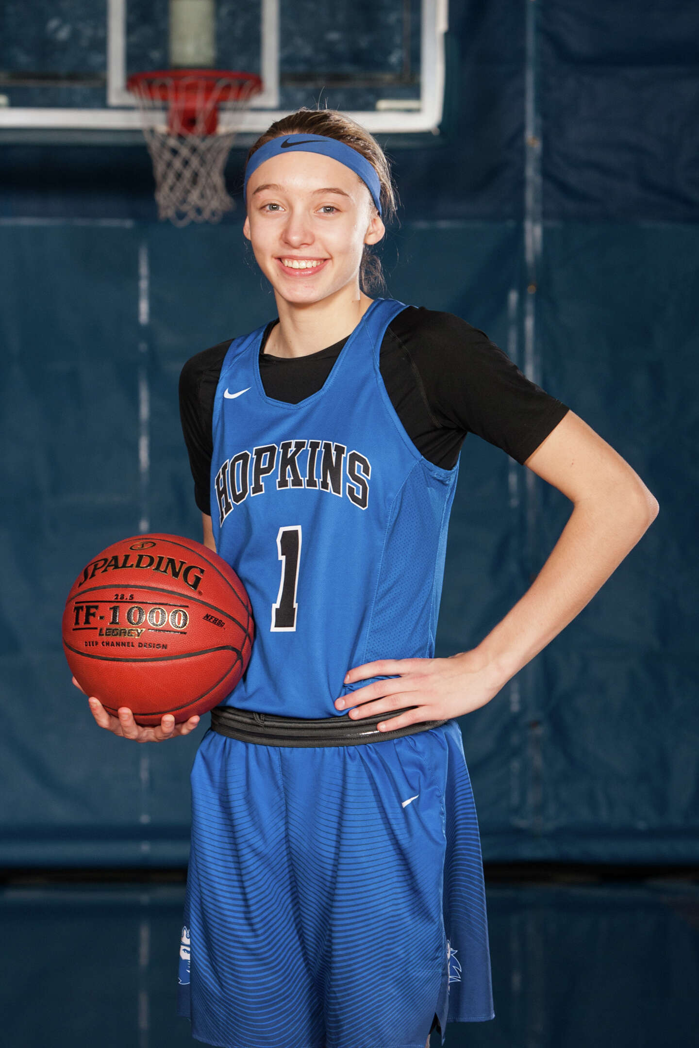 Paige Bueckers' high school coach sees same elite player leading UConn