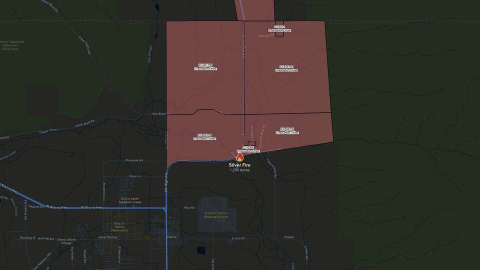 Silver Fire near popular California outdoor town forces evacuations