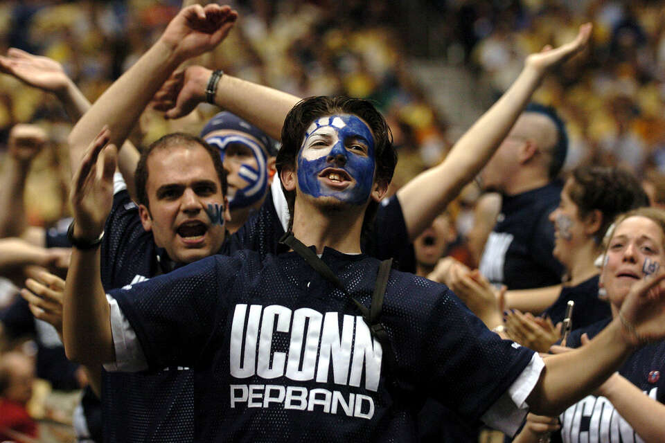 Final Four lookback: UConn clinched championship 20 years apart