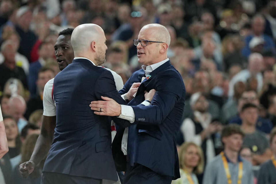 UConn men's basketball assistant coach Luke Murray: 5 things to know