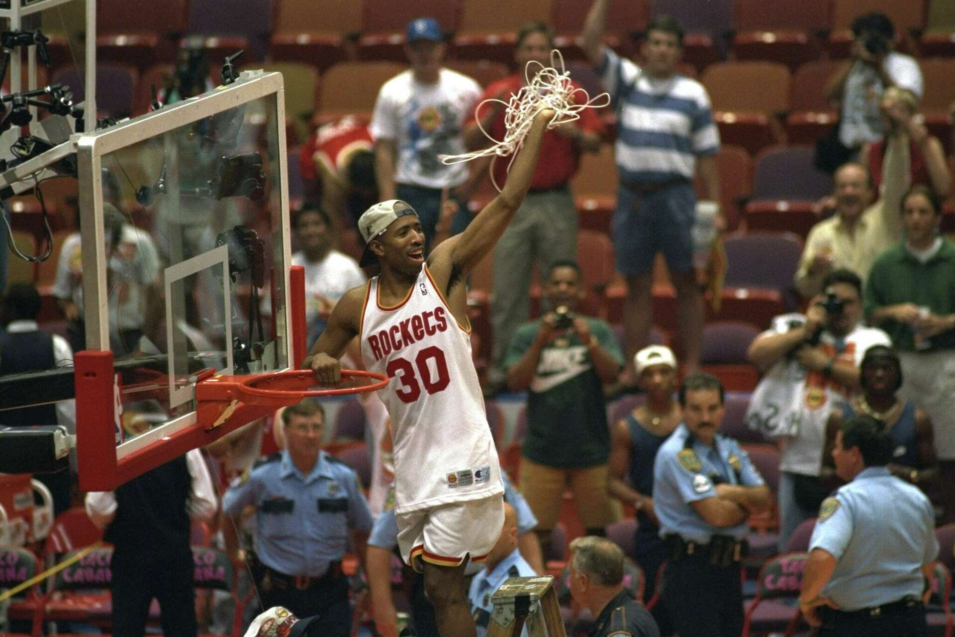 Kenny Smith cut down nets on his own after Rockets' NBA championships