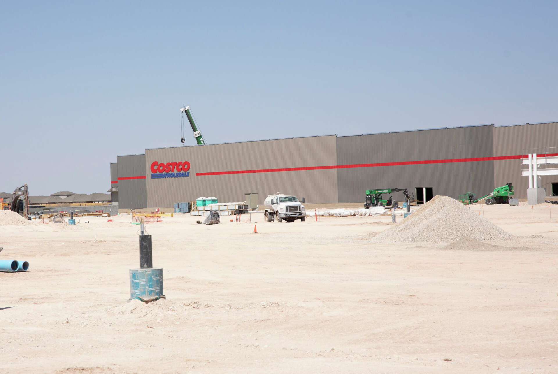 Midland's new Costco heads toward June opening