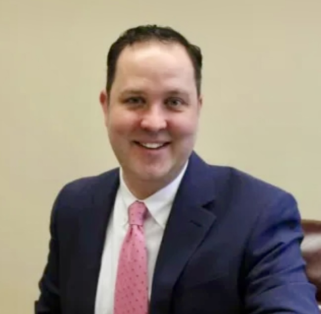 CT school district gives superintendent a raise after DUI arrest