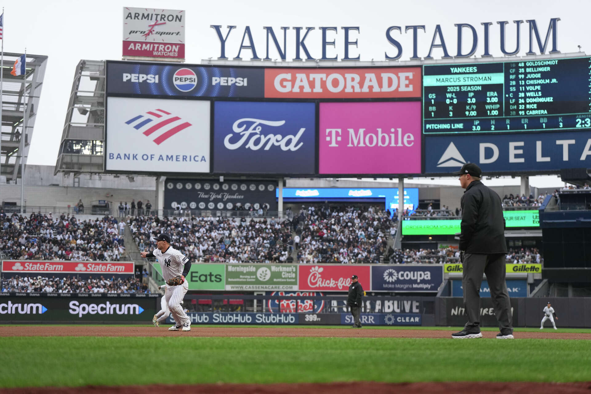 YES Network, Comcast reach last-minute agreement to avoid blackout