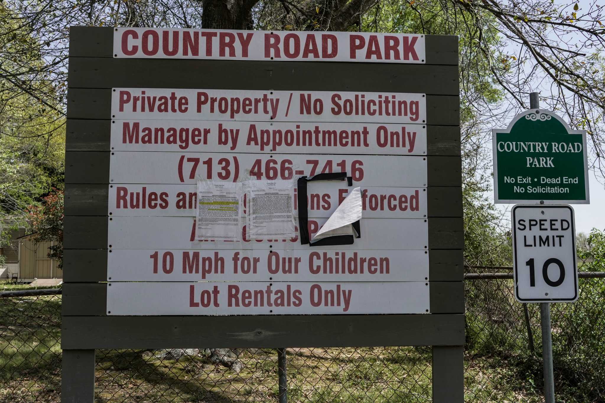 Texas law leaves mobile home tenants at risk of evictions, experts say