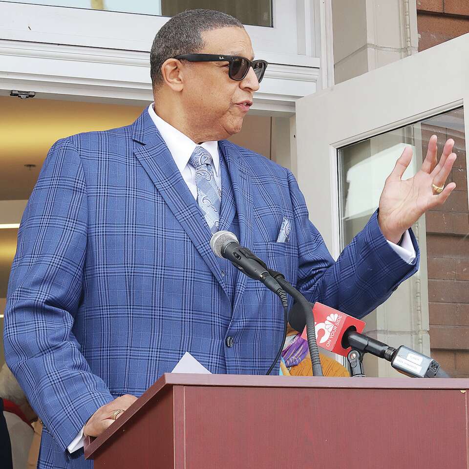 David Goins re-elected as Alton Mayor, defeats Walker and Strebel