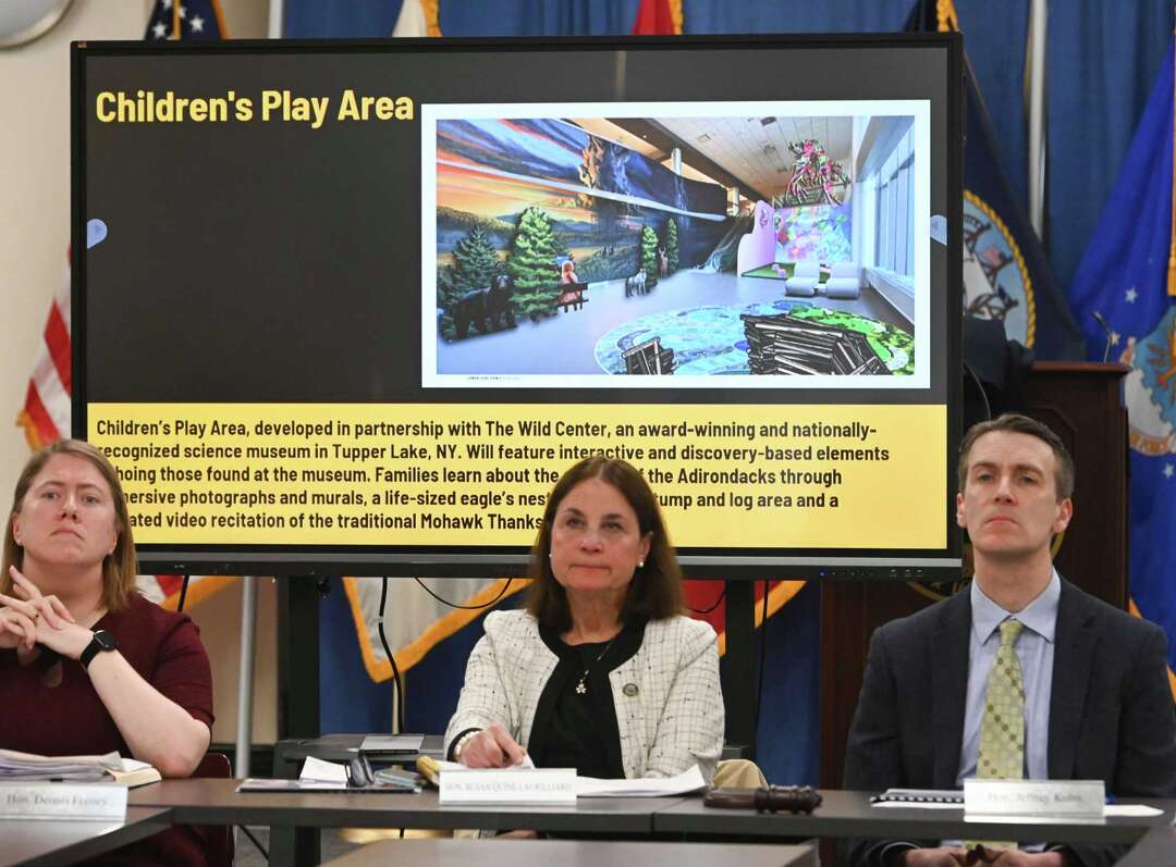 Albany airport board report faults operations under ex-CEO Calderone