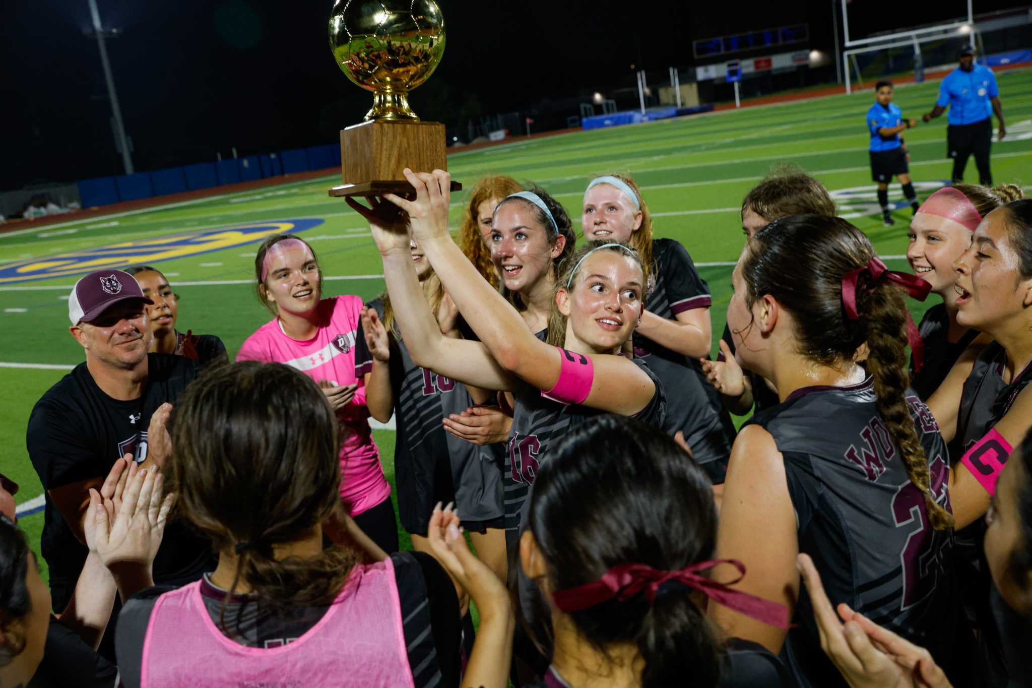 Rylee Reisdorph's hat trick pushes Davenport soccer to state semifinal
