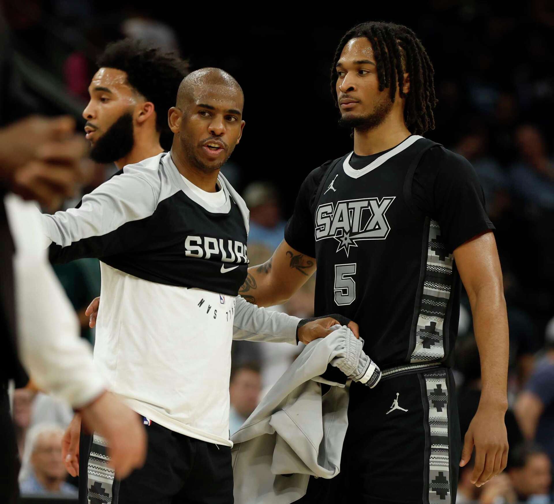 3 Takeaways as Spurs' skid grows vs. Magic