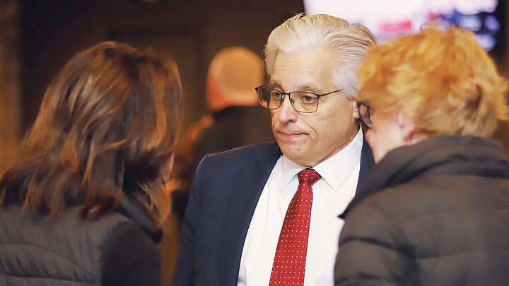 Ex-Mayor Brant Walker calls for unity after Alton mayoral loss