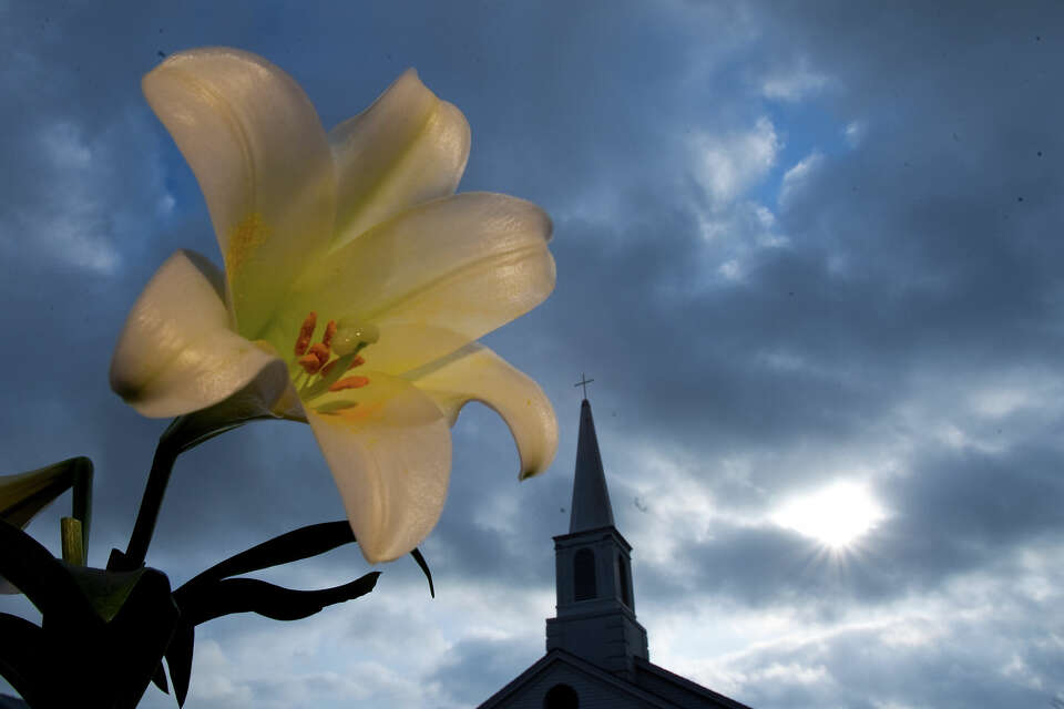 When is Easter? Here's what to know about Good Friday, Easter Sunday