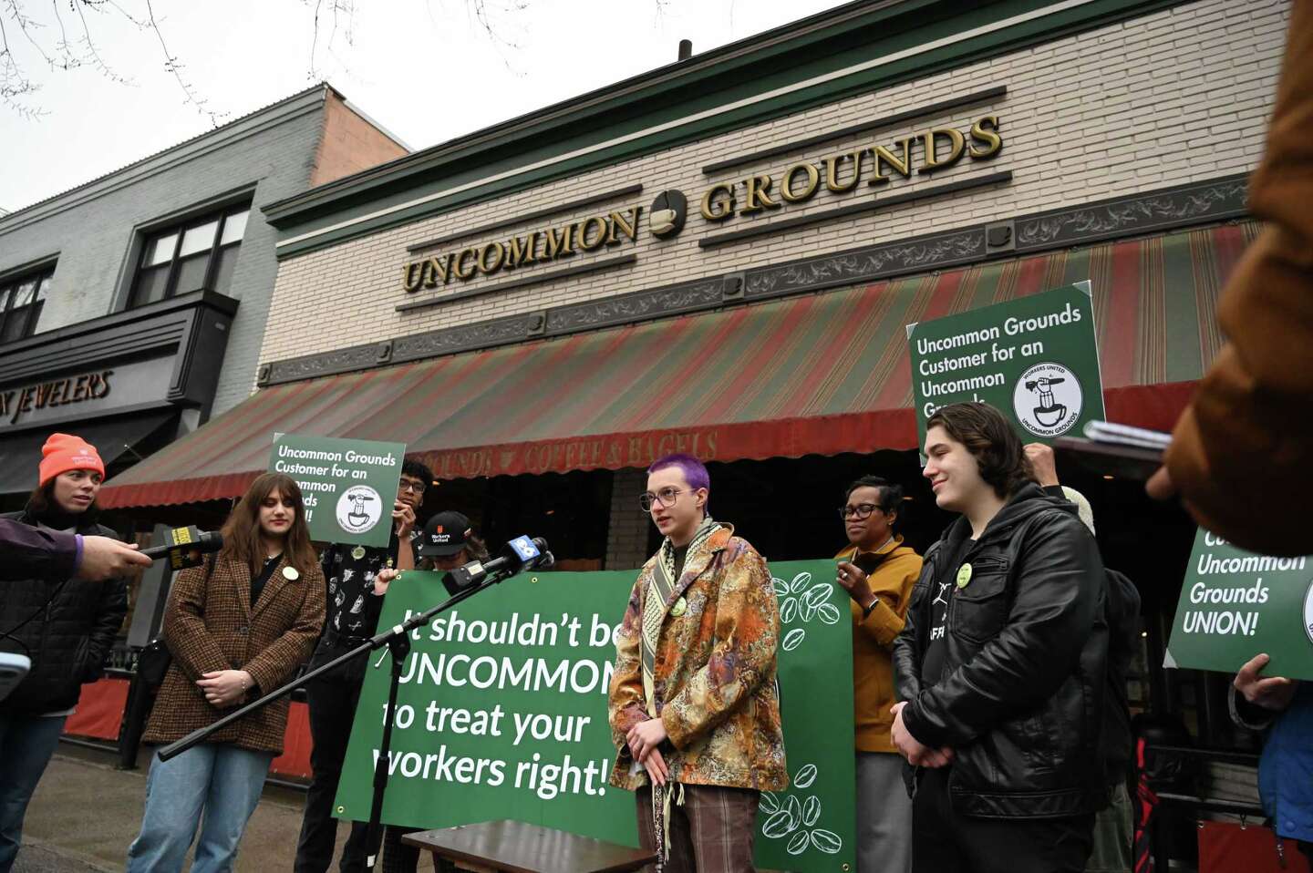 Uncommon Grounds workers in Saratoga, Clifton Park seek to unionize