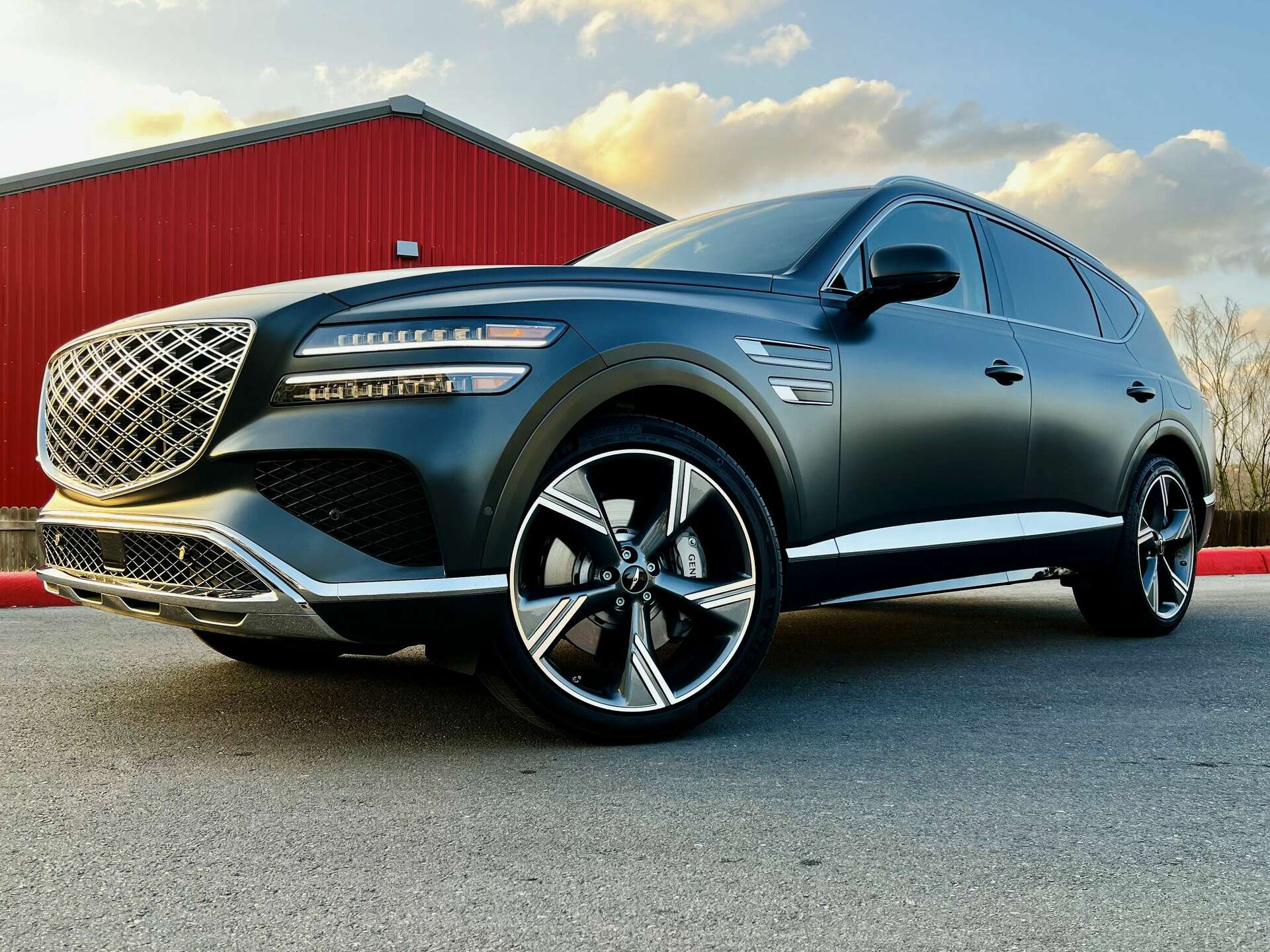 Genesis GV80 mid-size luxury SUV for 2025 review