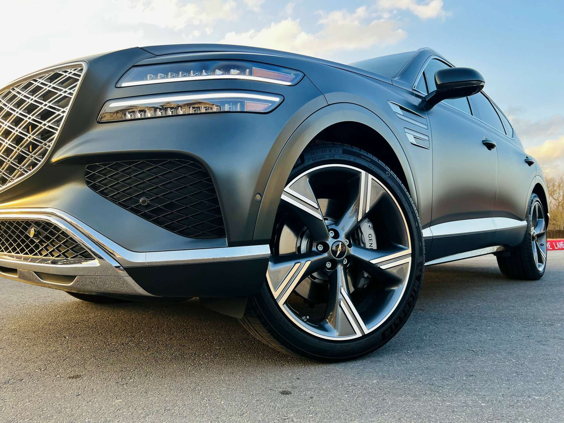 Genesis GV80 mid-size luxury SUV for 2025 review