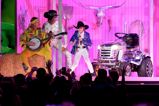 'Walmart yodeling kid' Mason Ramsey is now a country singer