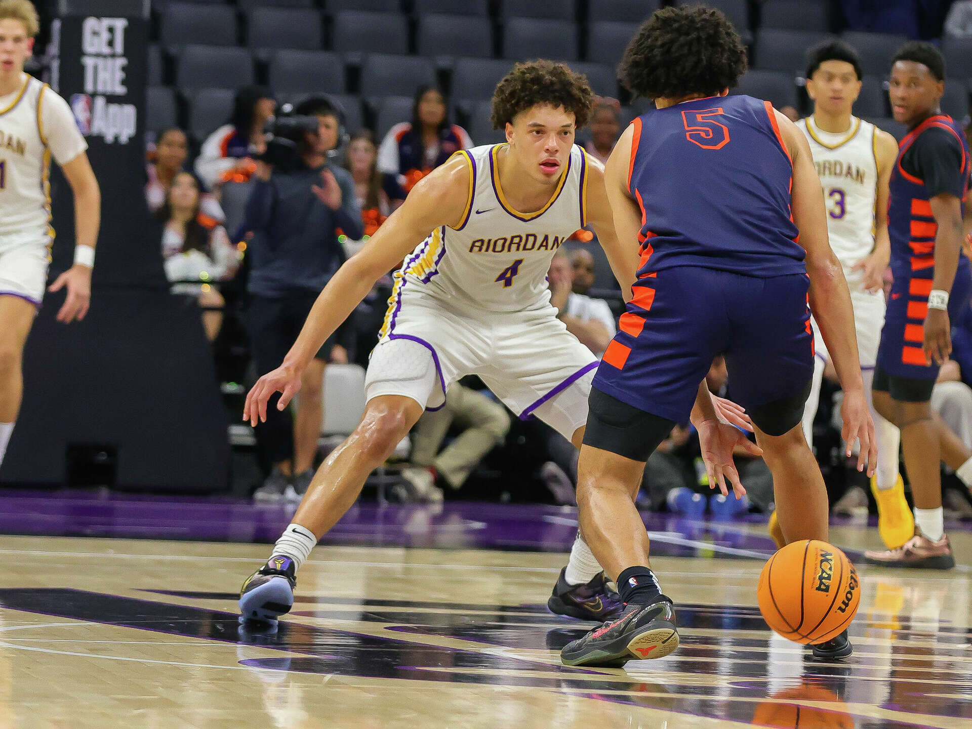 Metro Boys Basketball Player of the Year: Jasir Rencher of Riordan