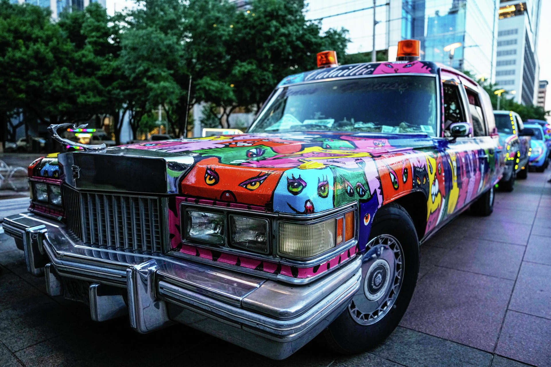 40 Years Since Andy’S Art Car , 10 Most Famous Andy Warhol Paintings ...