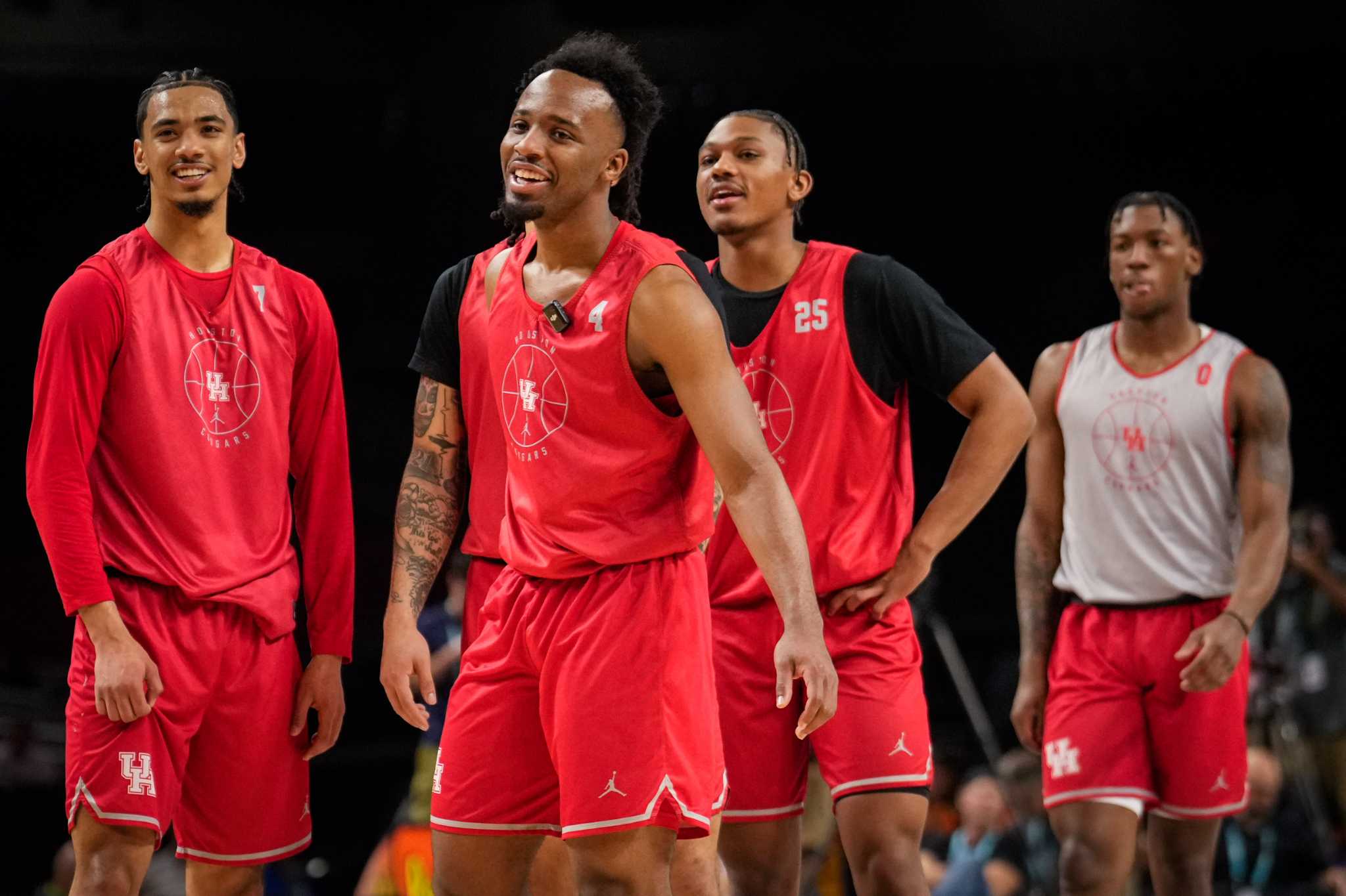 Final Four: Houston's top-ranked defense vs. Duke's top-ranked offense