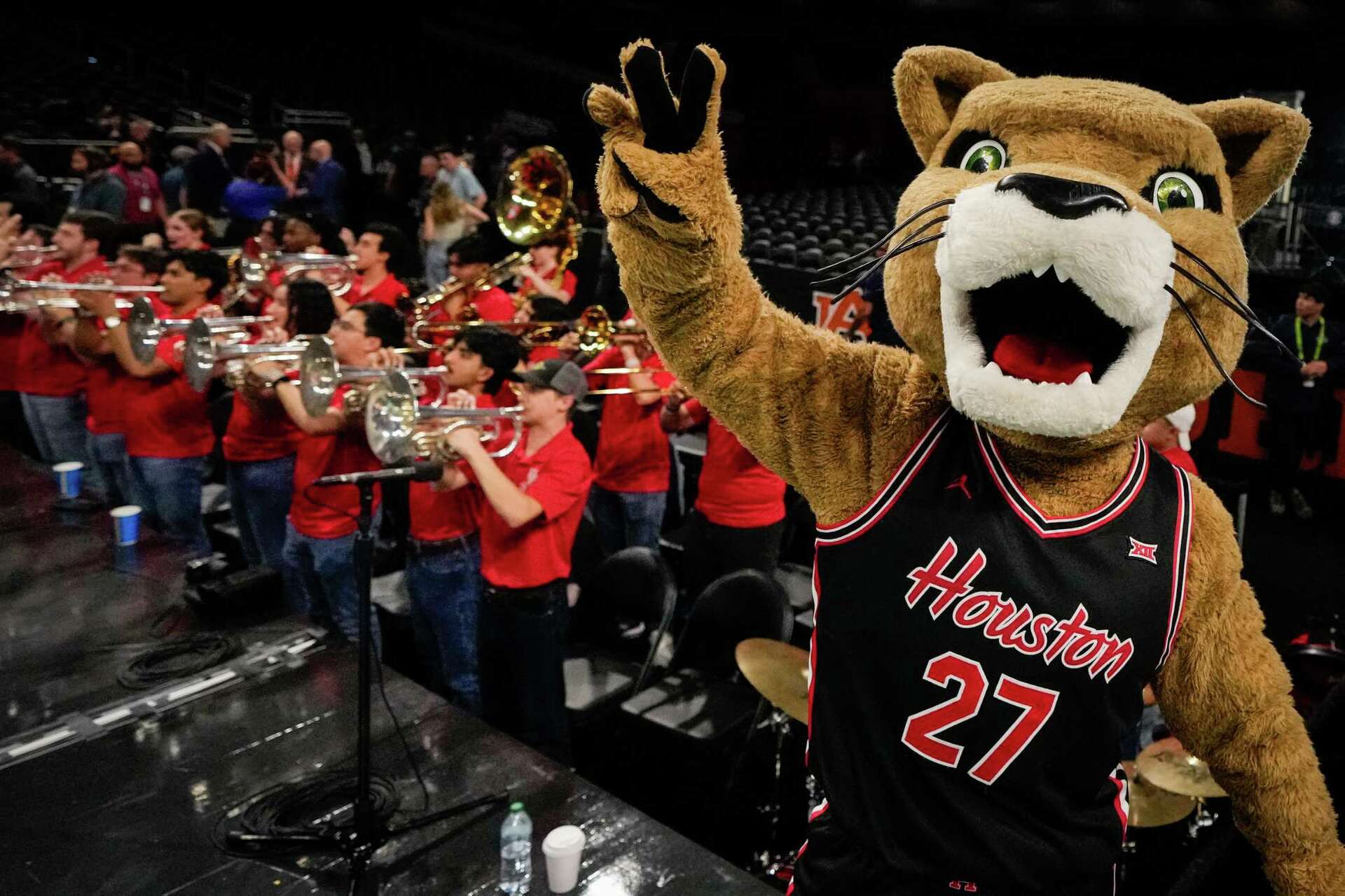 March Madness: How to watch Houston Cougars vs. Duke Blue Devils