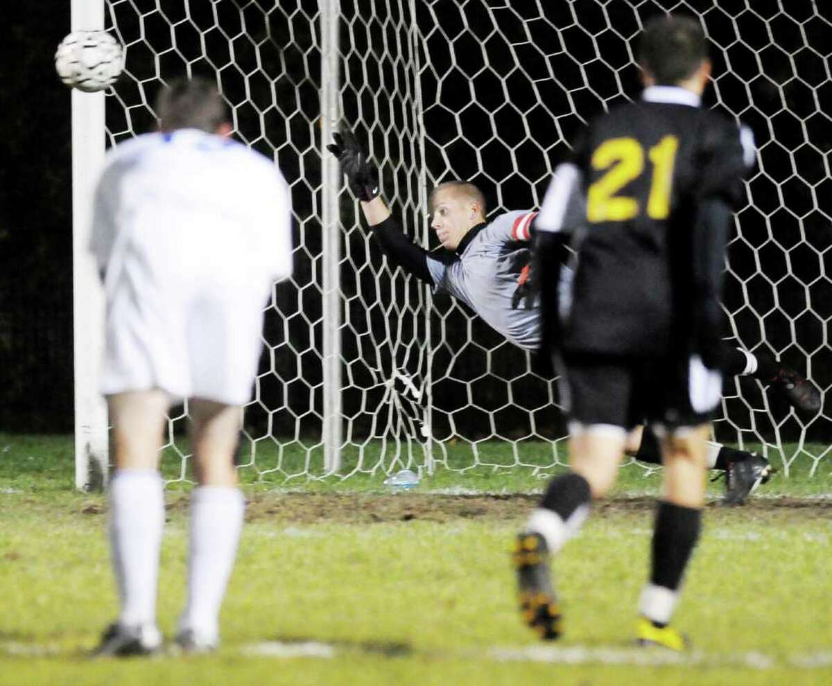 Two champs, only one team advances