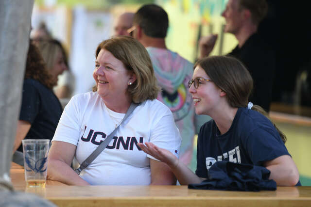 In Photos: UConn women vs. UCLA at the Final Four