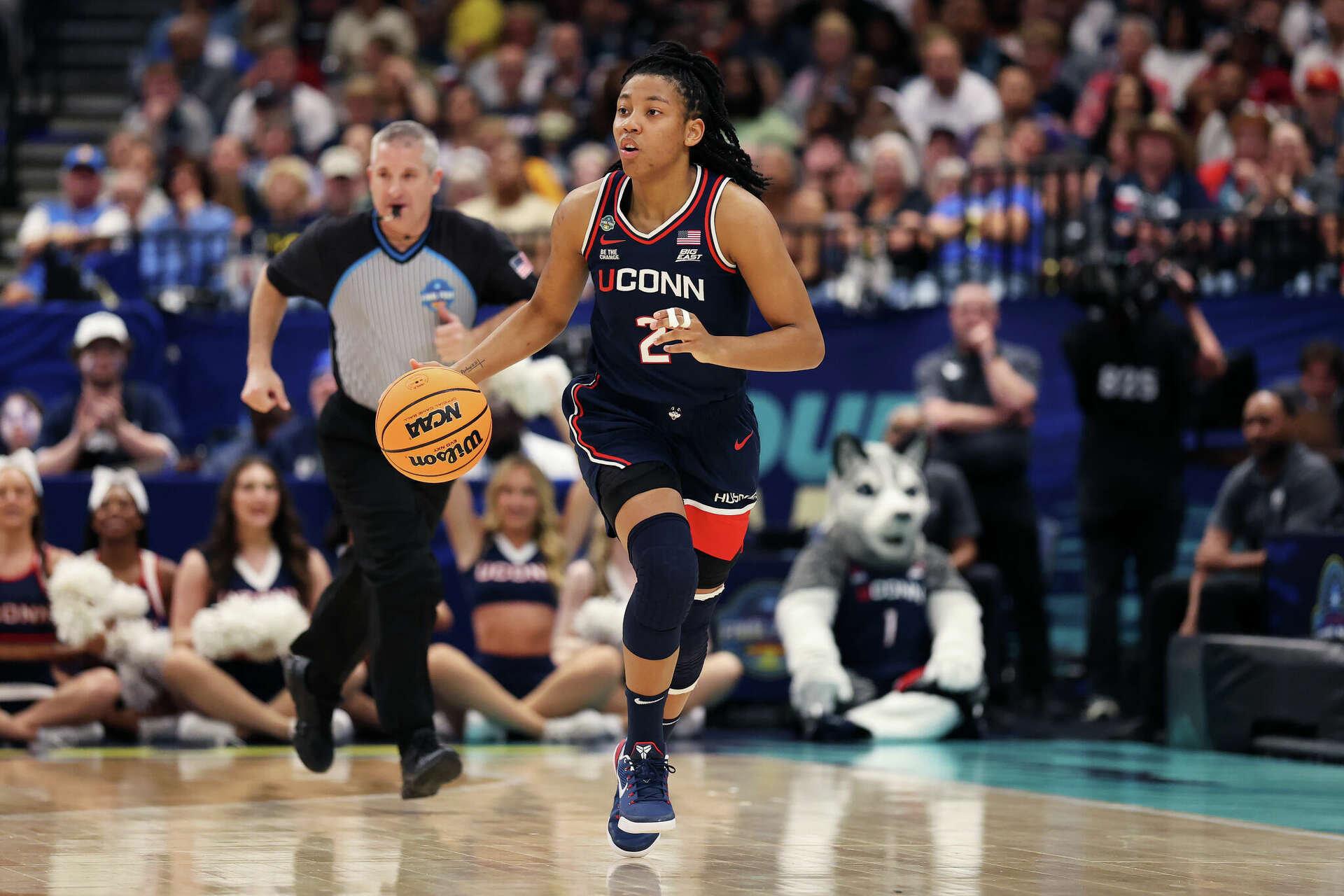 Recap: UConn women's basketball defeats UCLA in Final Four