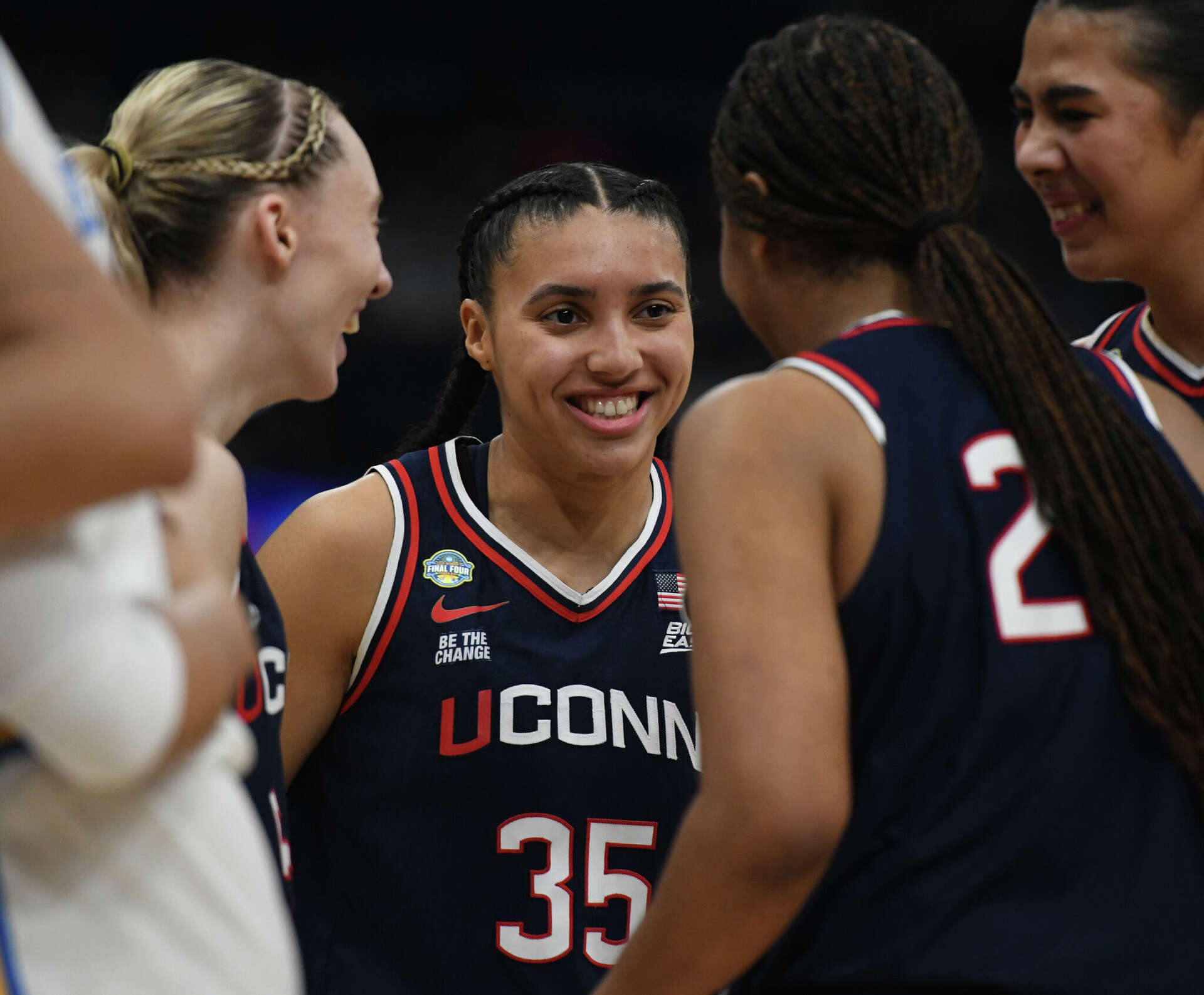 UConn women's basketball beats UCLA, advances to NCAA championship
