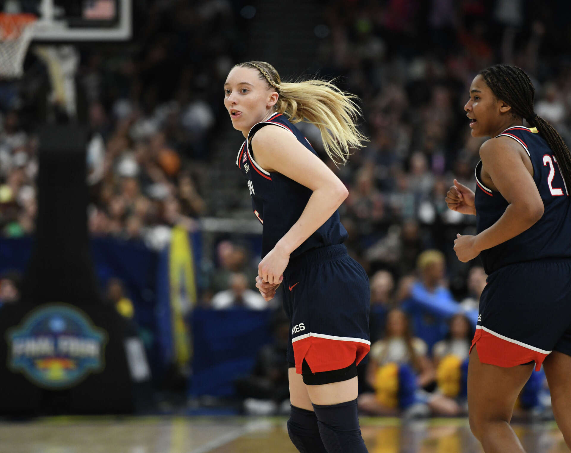 UConn women's basketball star Paige Bueckers wins Lieberman Award