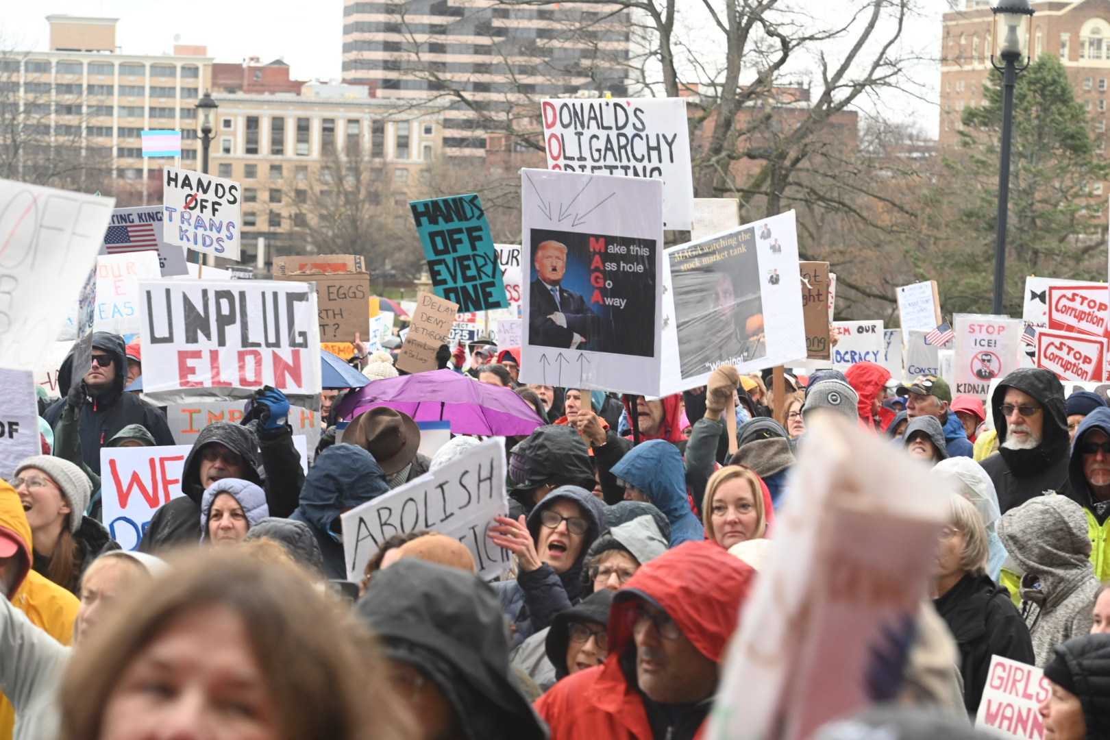 'No Kings' protests at 30 CT sites aim to reject Trump's policies