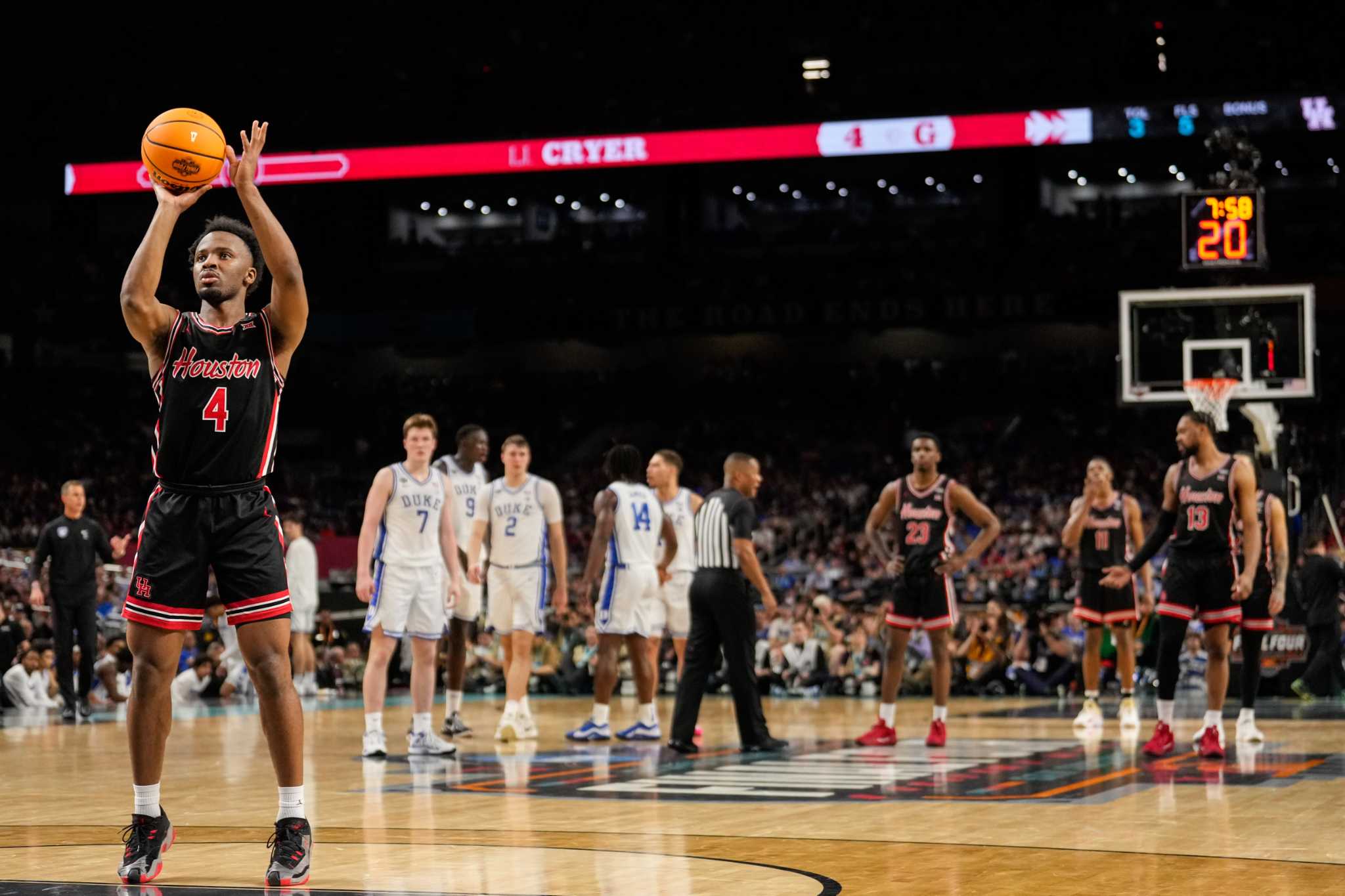 L.J. Cryer can make history with NCAA titles with different schools