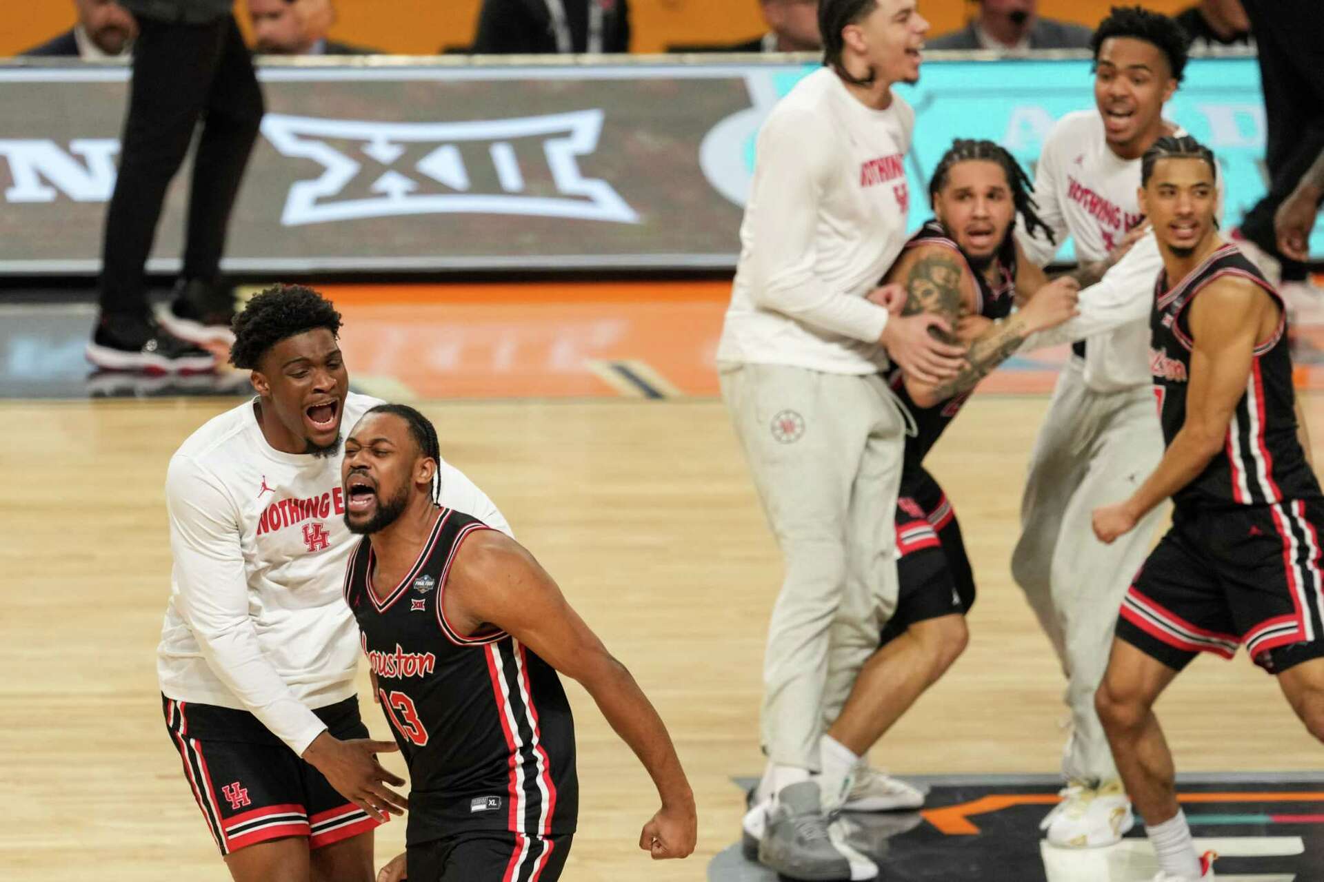 Houston's comeback to beat Duke. How Cougars rallied