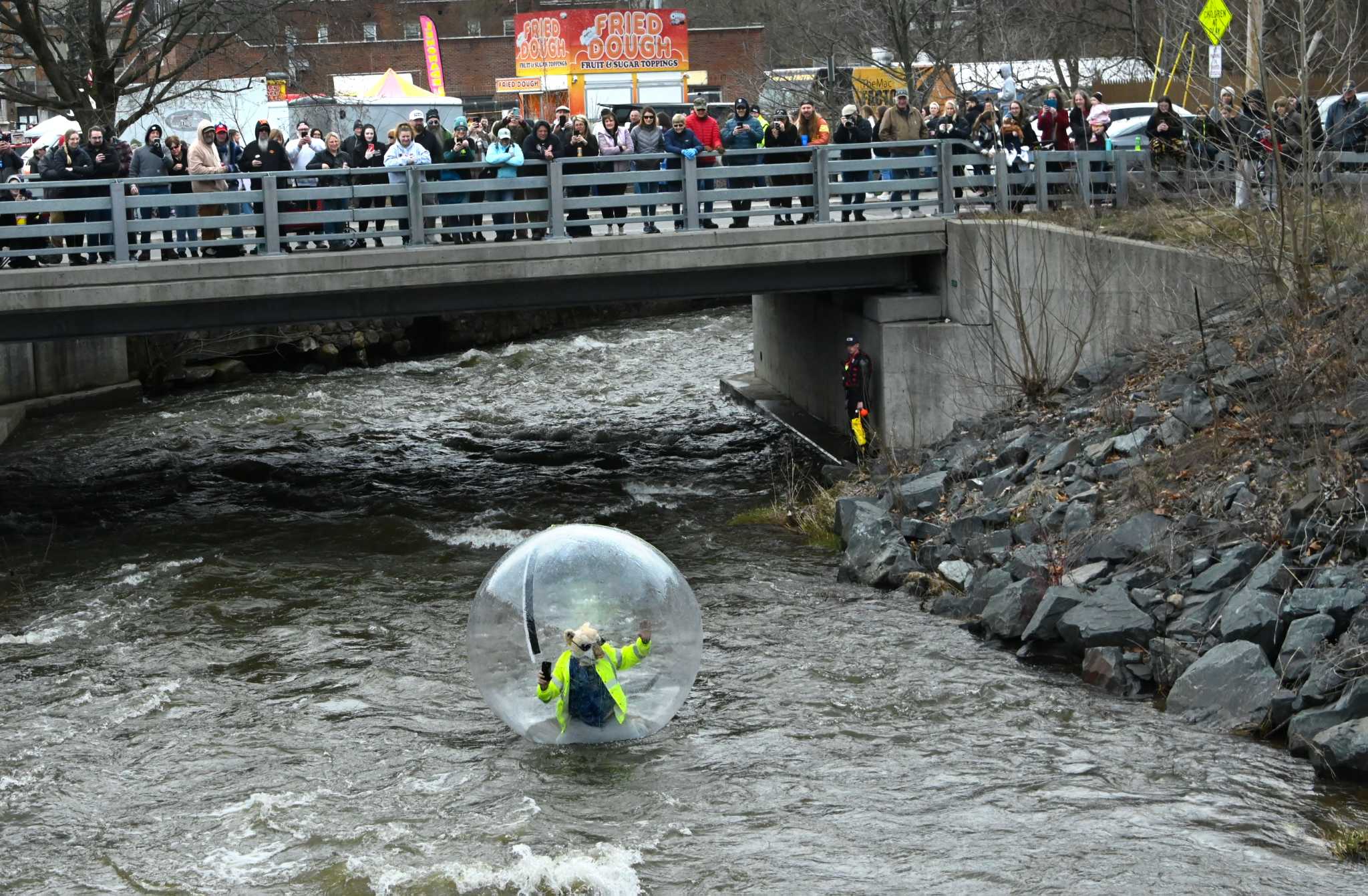 Photos: Alien! Bubbles! Take a gander at Anything That Floats contest