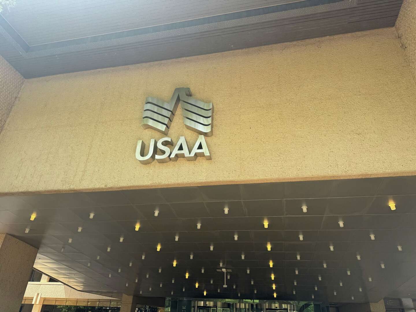 USAA headquarter renovation hits booming $156M