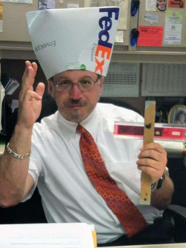 Humor helps Norwalk city official while he waits for kidney transplant