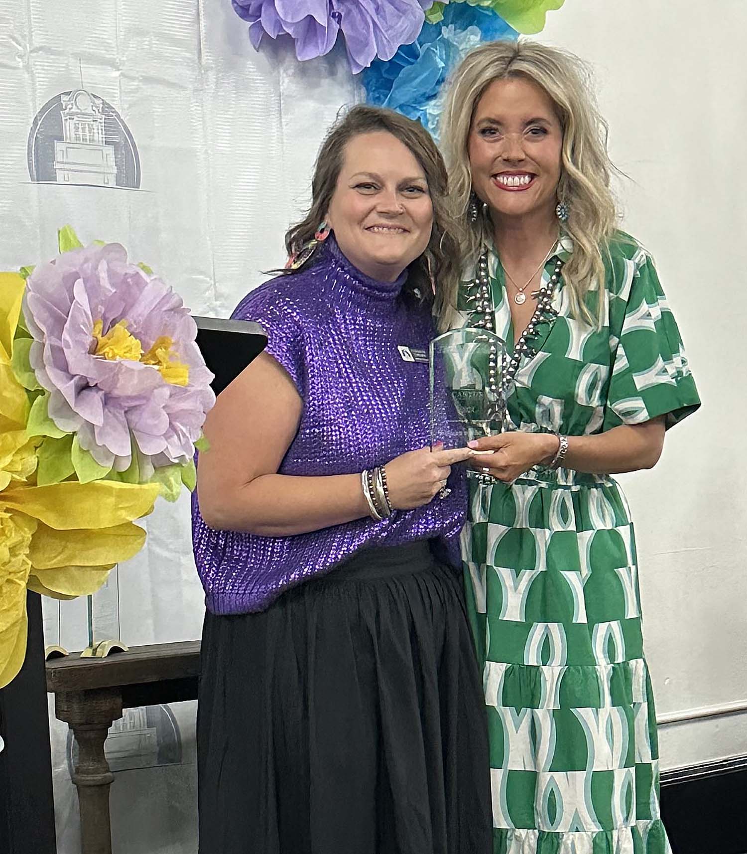 Elizabeth Carlson tabbed Canyon Chamber Woman of the Year