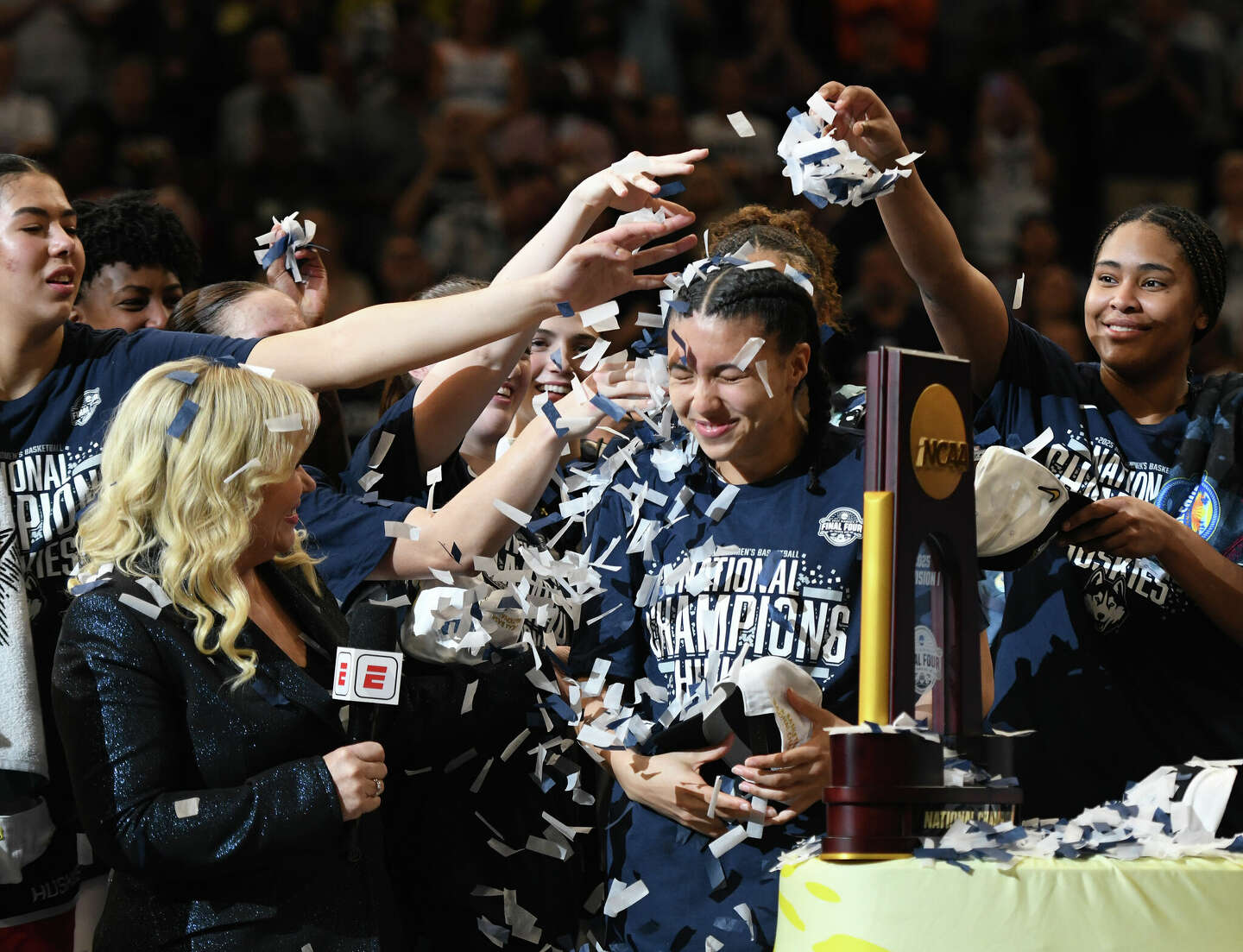 Mike Anthony: Azzi Fudd is the face of UConn women's basketball