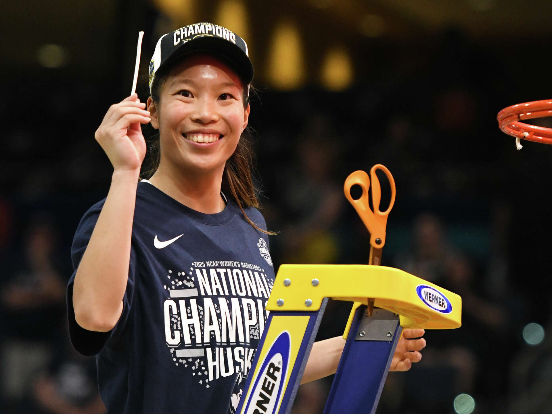 How Kaitlyn Chen's season with UConn prepared her for WNBA
