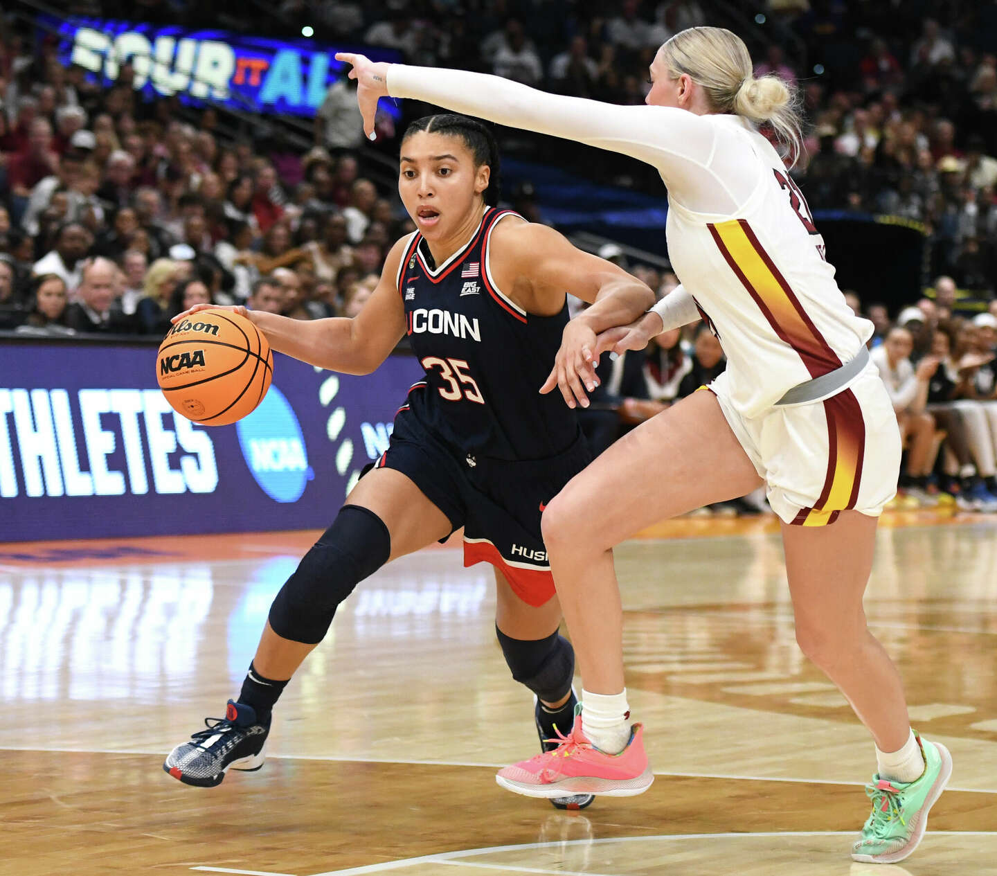 Mike Anthony: Azzi Fudd is the face of UConn women's basketball