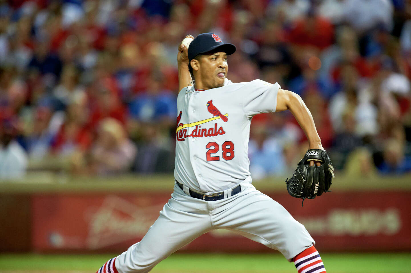 MLB teams honor Octavio Dotel, ex-pitcher who died in roof collapse