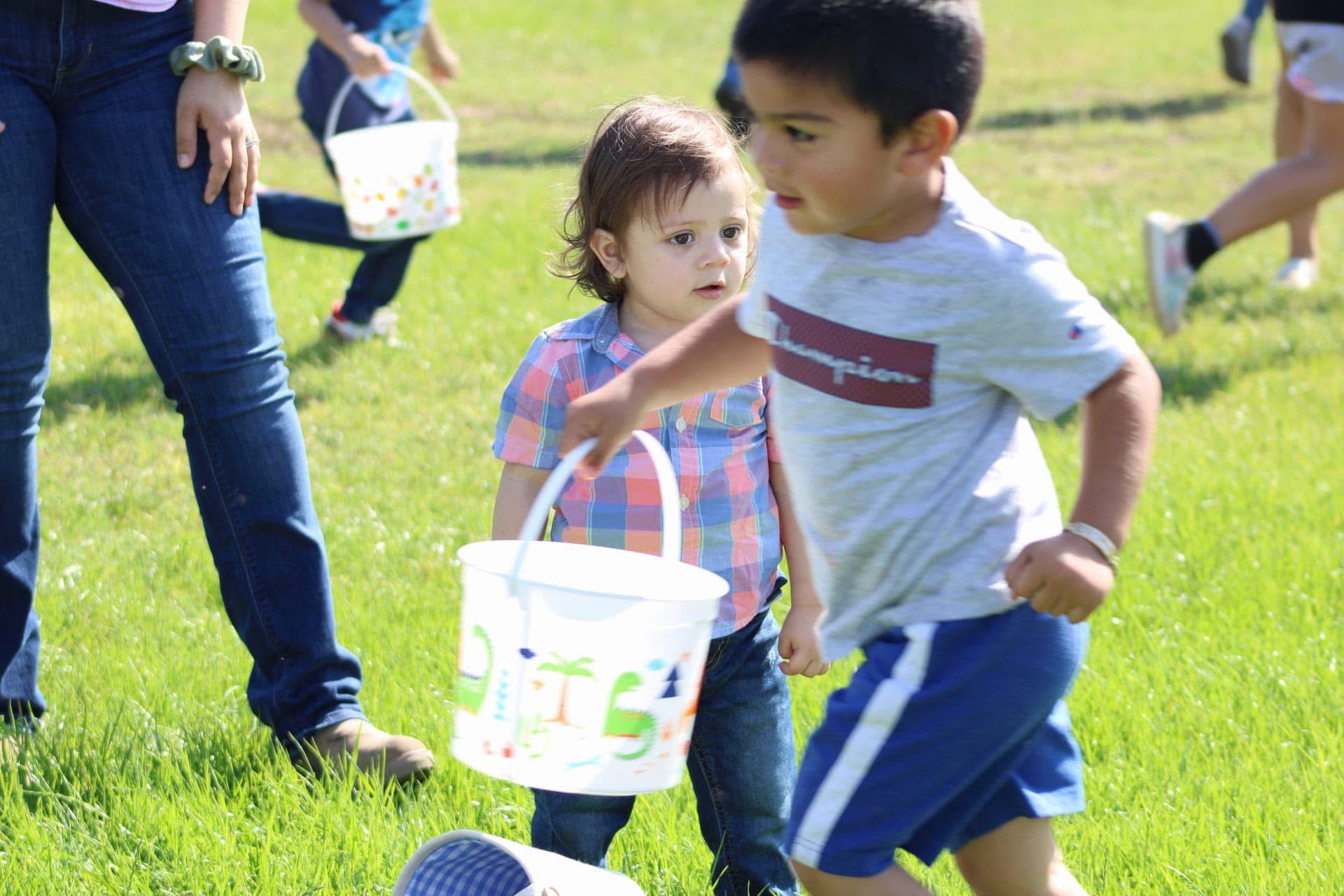 Weekend Easter egg hunt, family fun at Laredo Hillside Little League