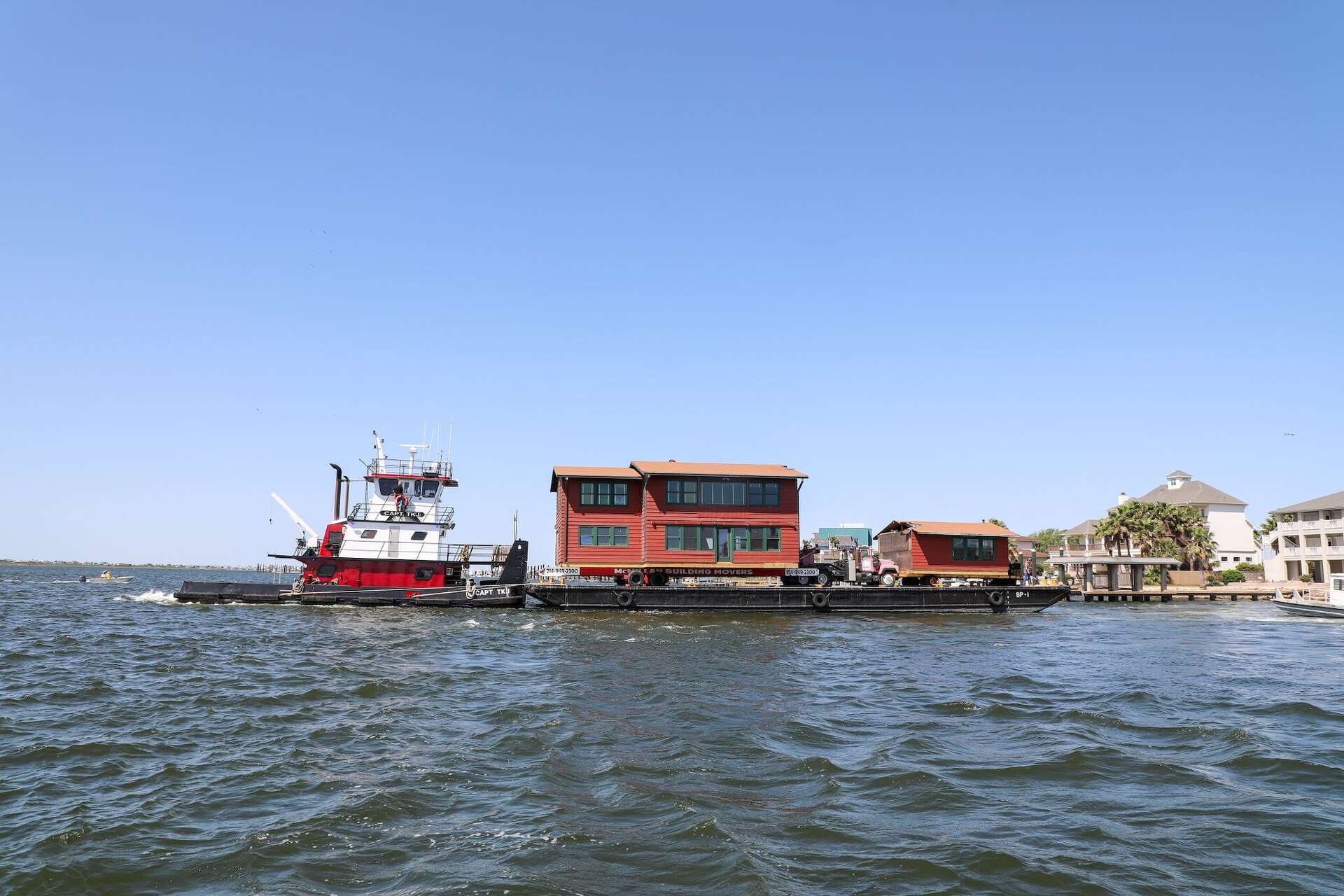 Galveston foundation saves historic home by making it float