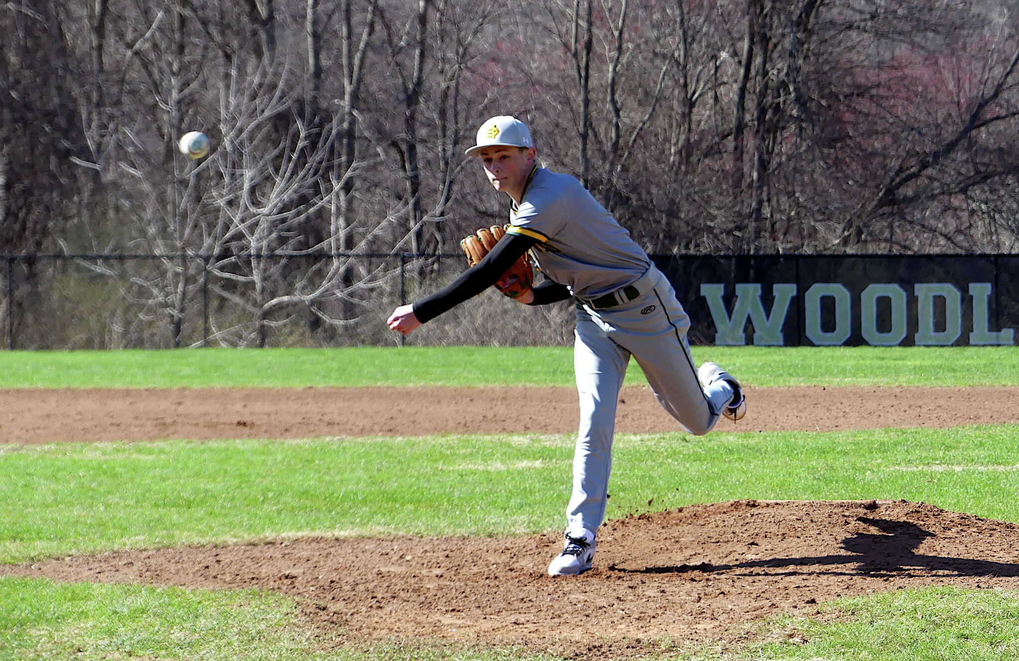 After 3 straight rainouts, Holy Cross baseball opened with a win