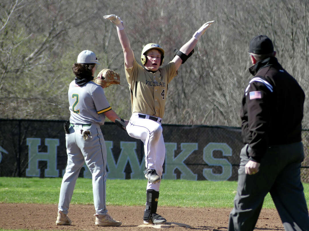 After 3 straight rainouts, Holy Cross baseball opened with a win