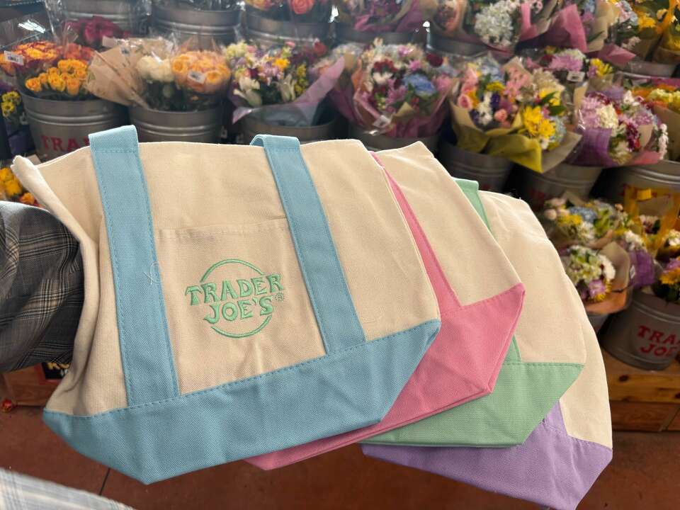 Trader Joe's viral mini tote bag is back. Here's where.