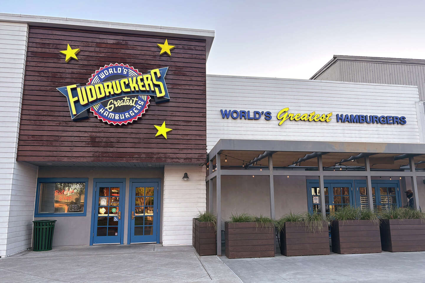 My dinner at the last Fuddruckers in California